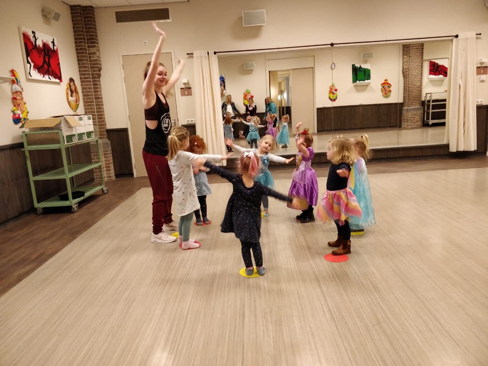 Peuter / Kleuter dans – Carmencita